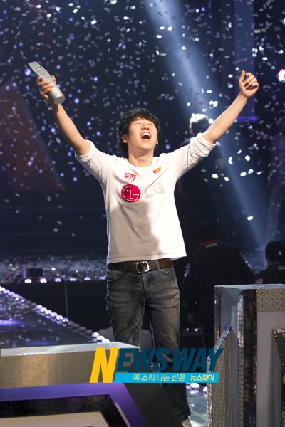 LG-IM 정종현, '우승한 자의 포효~' - 뉴스웨이